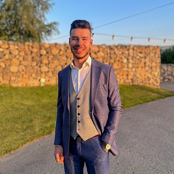 Teodor B. - meditații limba germană în București | Meet'n'learn.ro